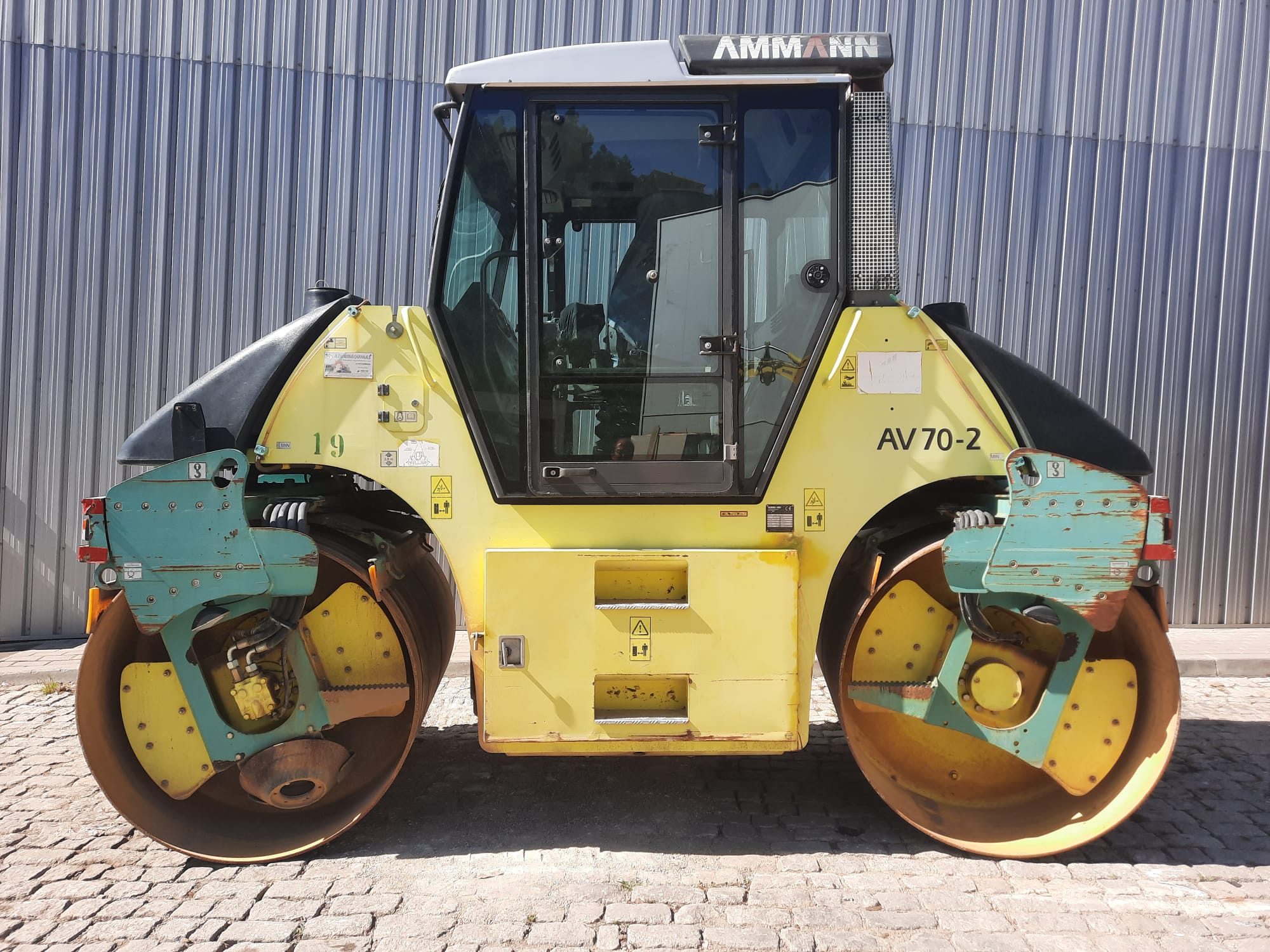 Cilindro Ammann AV70-2 – Peixoto e Peixoto